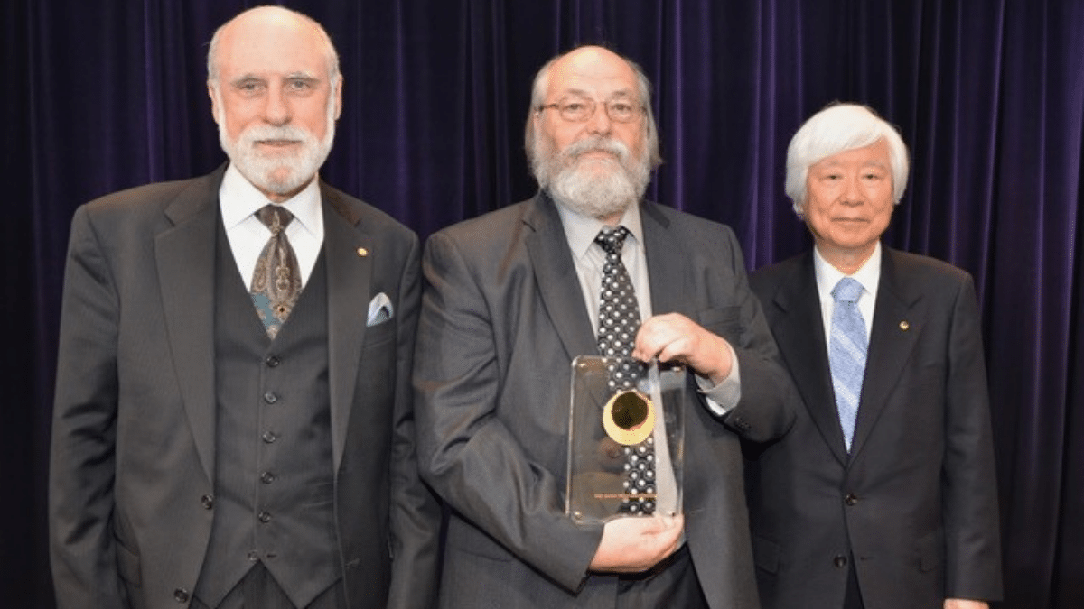 Ken Thompson Kimdir? Unix İşletim Sisteminin Yaratıcısı